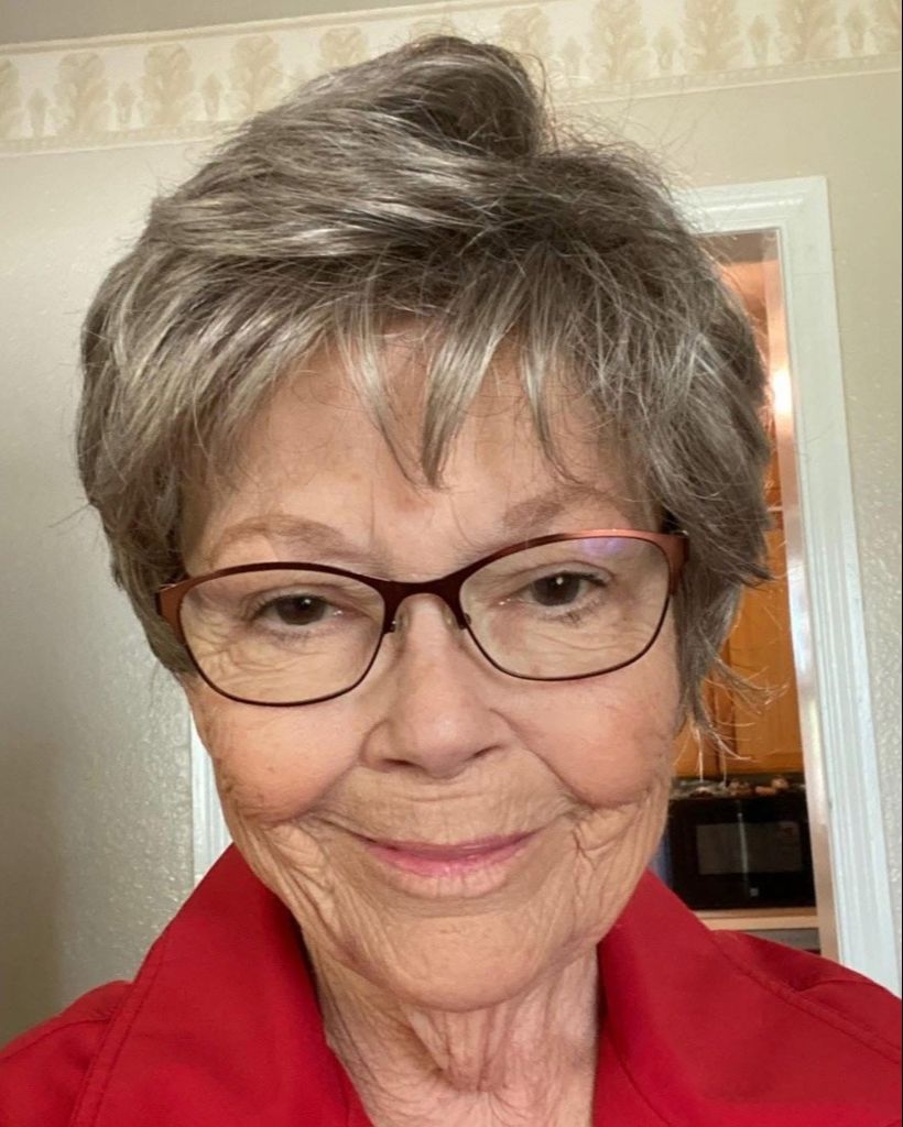 Linda Elaine Finn Collins