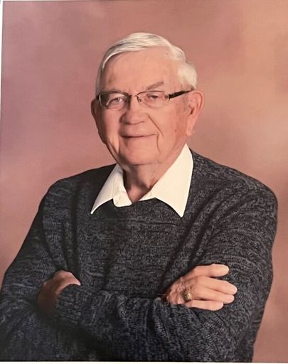 Robert Claussen Obituary December 26, 2022 - Chamberlain Chapel