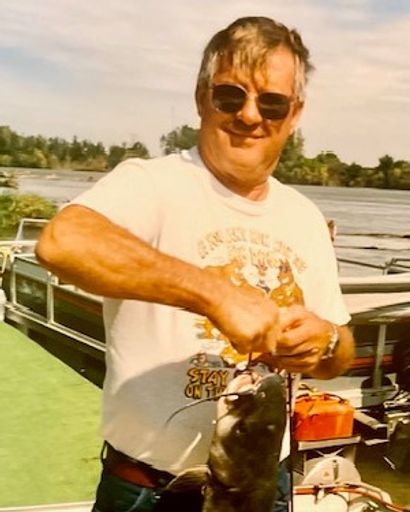 James Van Roy, Sr. Obituary December 30, 2022 - Roeder Mortuary