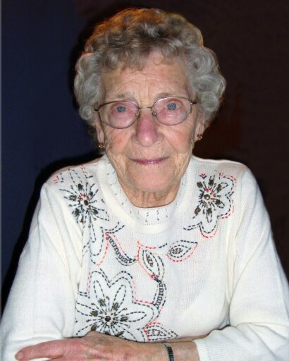 Esther Veldhuizen Obituary November 4, 2024 - Hartquist Funeral & Cremation Services