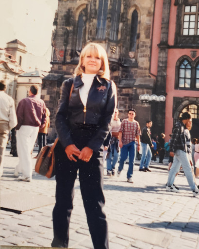 Suzanne Farrell Obituary January 16, 2023 - Ingram Funeral Home & Crematory