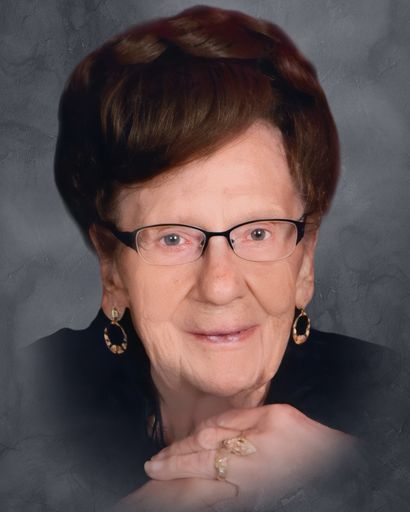 Laura Marie Langholdt Obituary 2023 - Huebner Funeral Homes