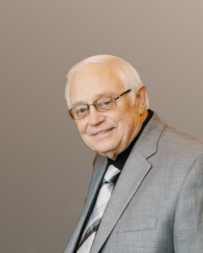 Harlyn D. Kempema Obituary June 9, 2023 - Porter Family Funeral Homes