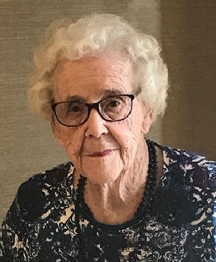 Mary Elizabeth Mackay Obituary - Wareing Cremation Services