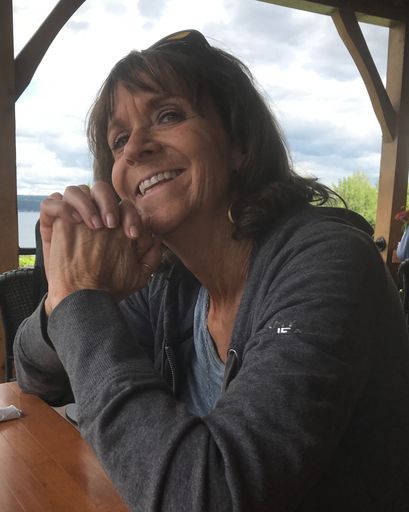 Lisa Combs Carr Obituary November 24, 2024 - New Comer Rochester