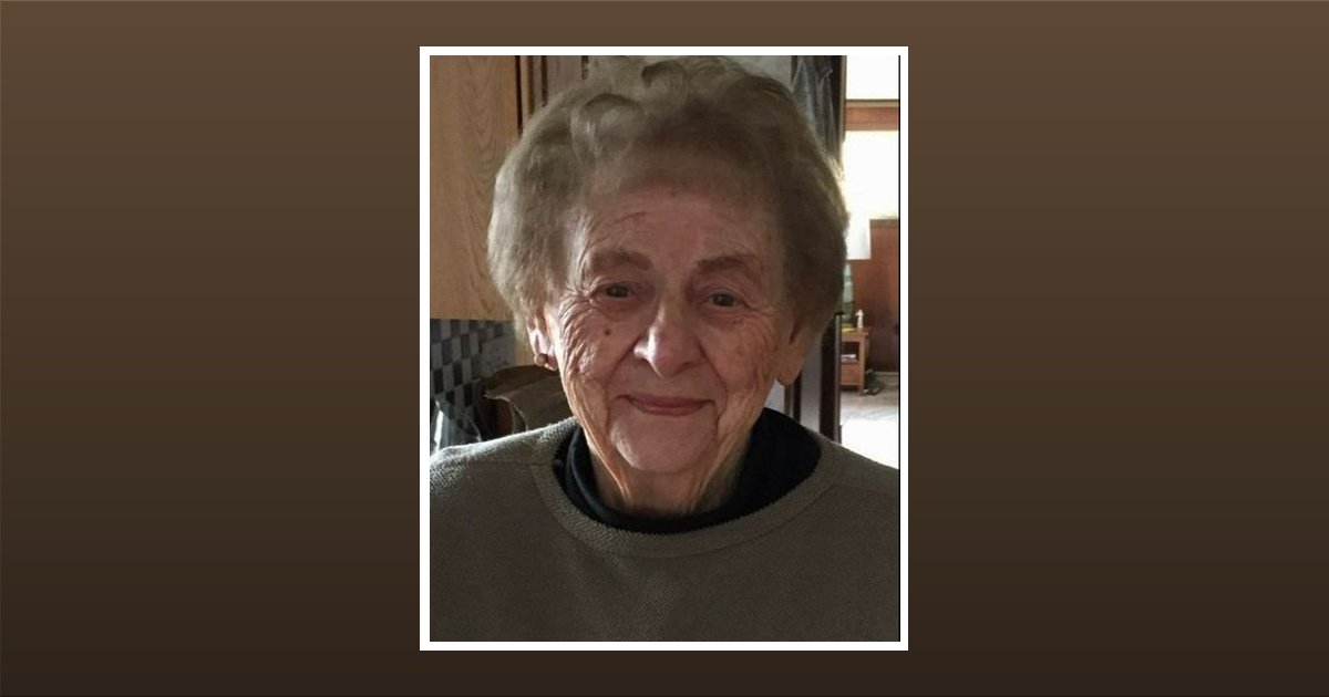Dolores Kubisiak Obituary June 15, 2025 - Martenson Family of Funeral Homes, INC.