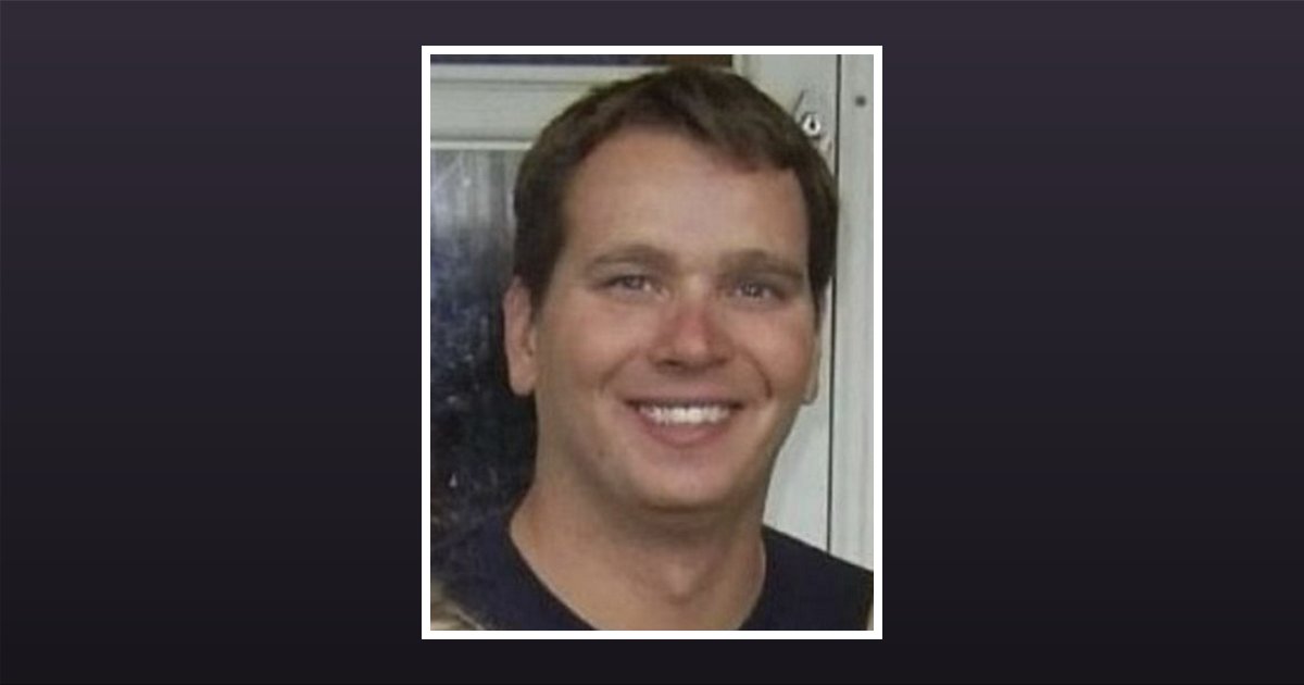 Michael Harry Grimsley Obituary November 2, 2023 - Martenson Family of Funeral Homes, INC.