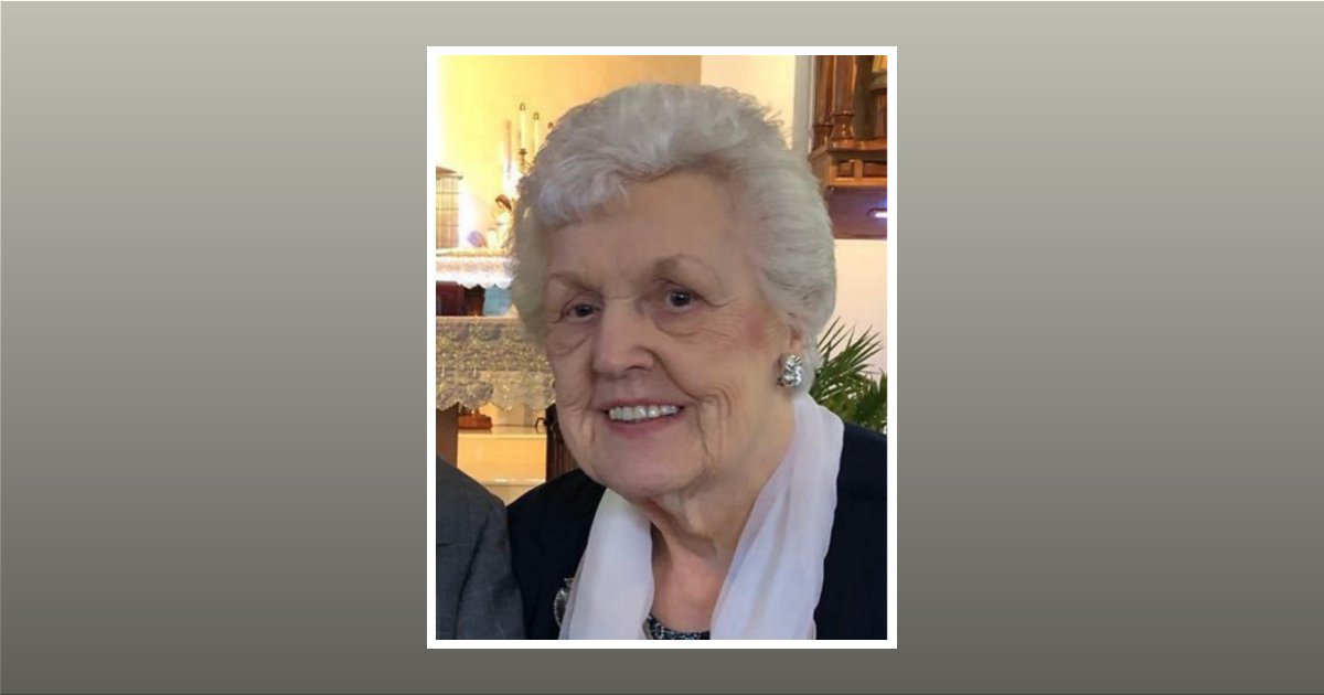 Helen Rose Gajewski Obituary September 23, 2024 - Martenson Family of Funeral Homes, INC.