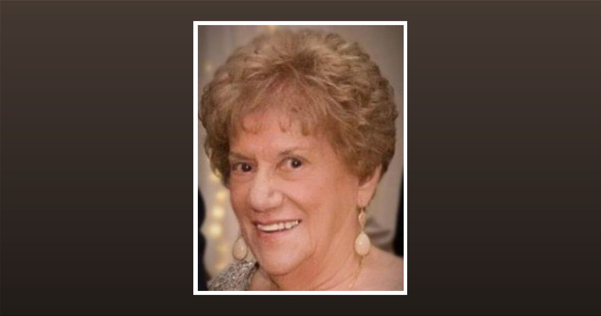 Georgia Poulos (nee DeDakis) Obituary October 22, 2022 - Opyt Funeral Home