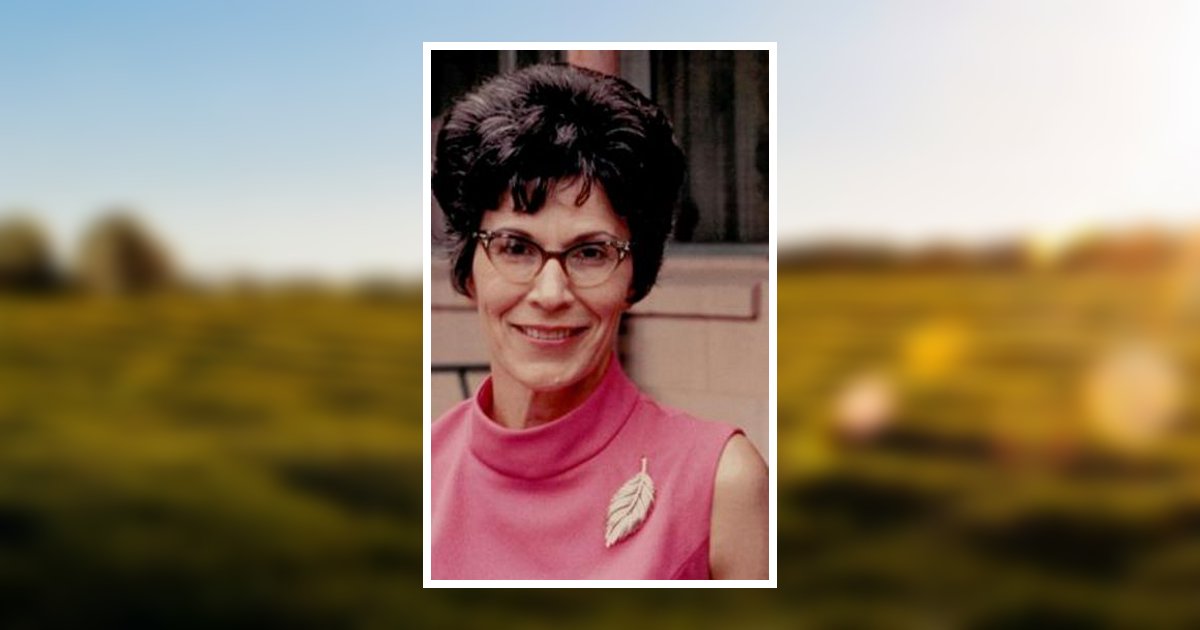 Titus, Vera Tiezzi Obituary March 21, 2022 - Eversole Mortuary