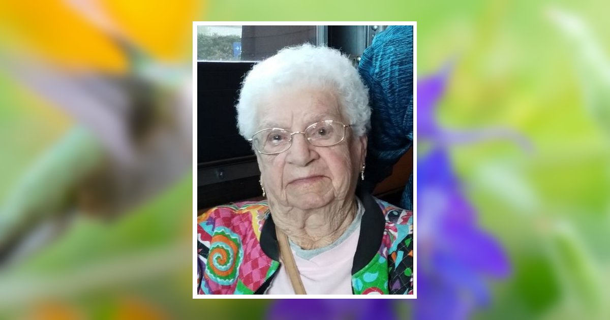 Betty Lydia Holcomb Obituary March 10, 2025 - Smith Family Funeral Homes
