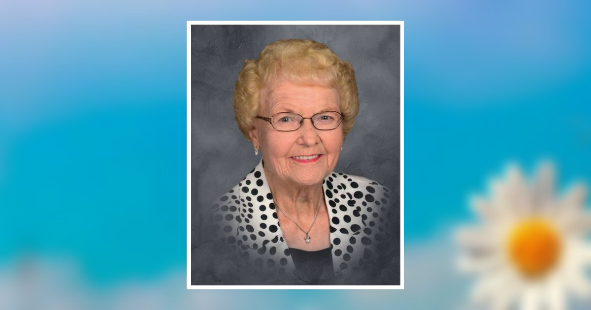 LaVonne Schmadeke Obituary 2024 - Huebner Funeral Homes