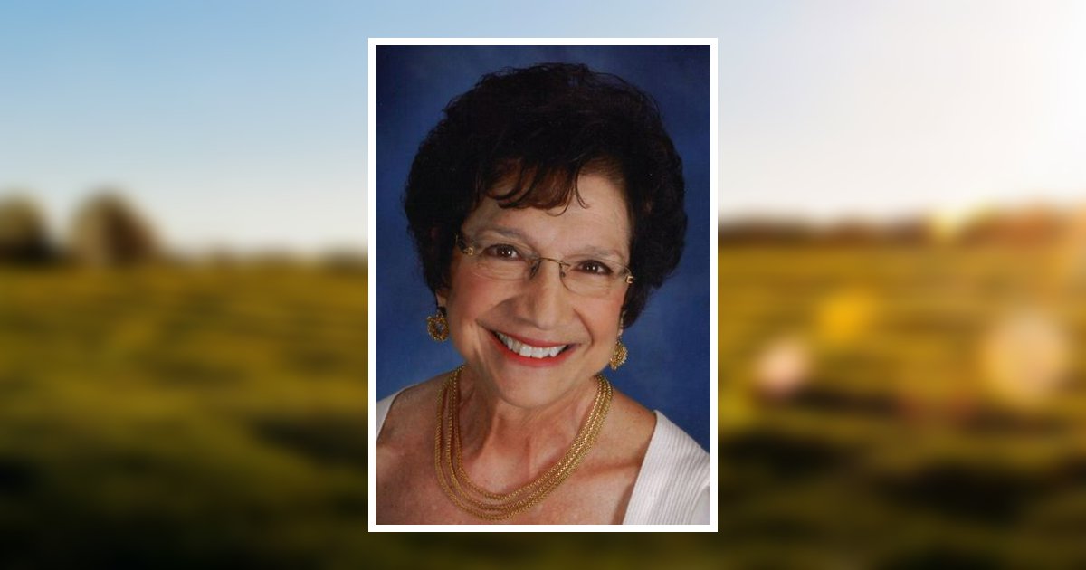 Maria Teresa Kinsey Obituary September 25, 2015 - Randall & Roberts ...