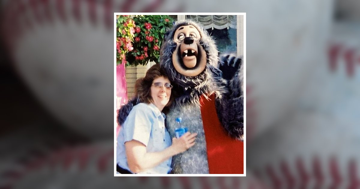 Roxanne Baker Obituary November 6, 2024 - Phaneuf Funeral Homes & Crematorium