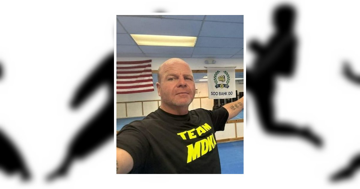 Cort Lee Stinehour Obituary September 30, 2024 - Loucks Funeral Home