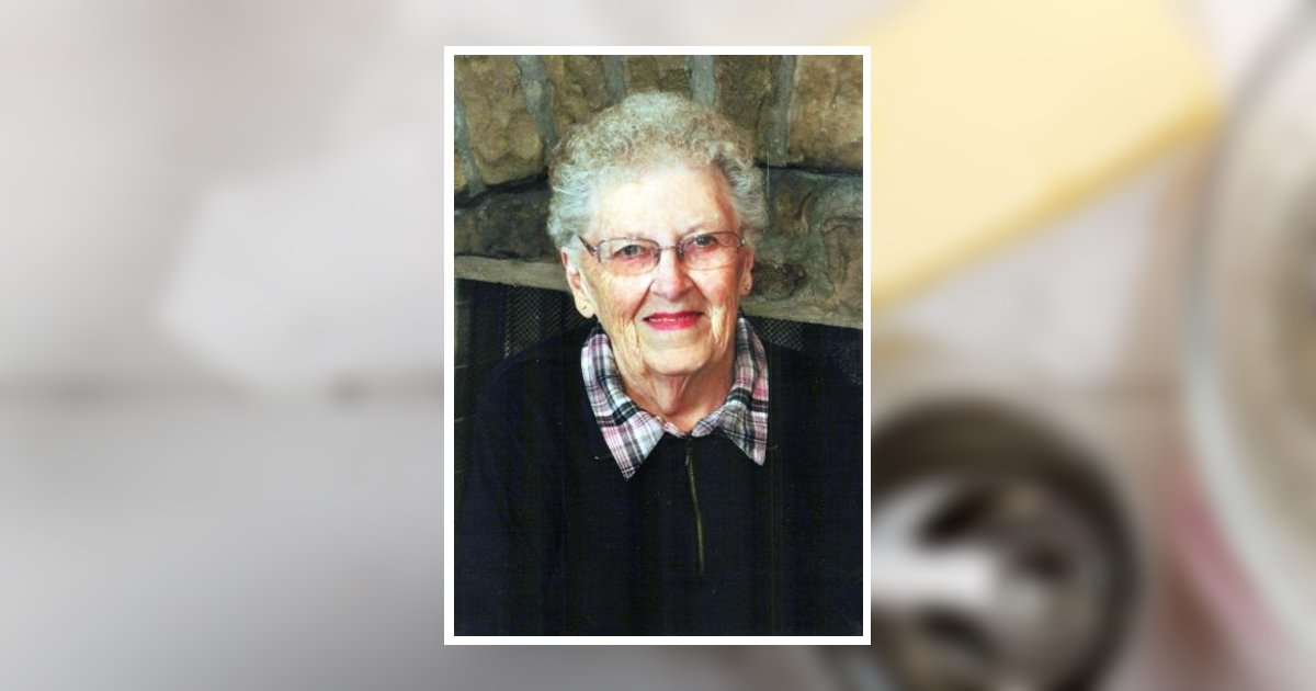 Lois M Nelson Obituary July 27, 2025 - Schmidt Family Funeral Home