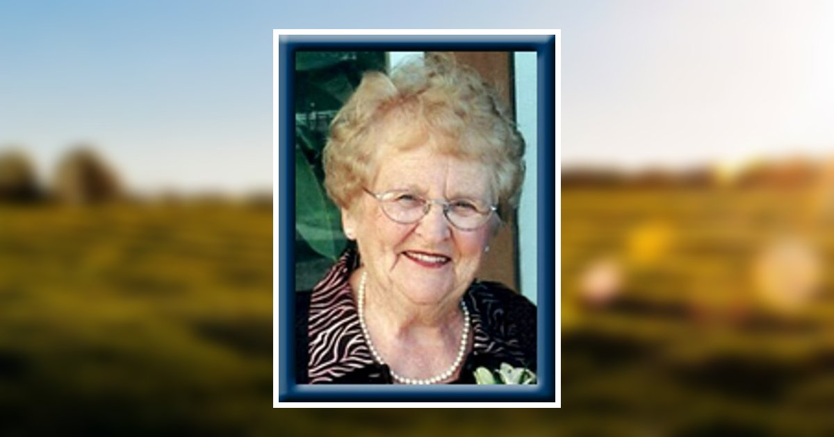 Vivian Gladys Macdonald Obituary - Chandlers' Funeral Service