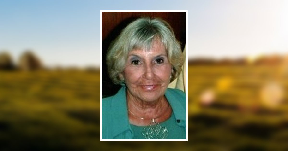 Carolyn Patricia Derreberry Obituary December 24, 2013 - Mynatt Funeral ...