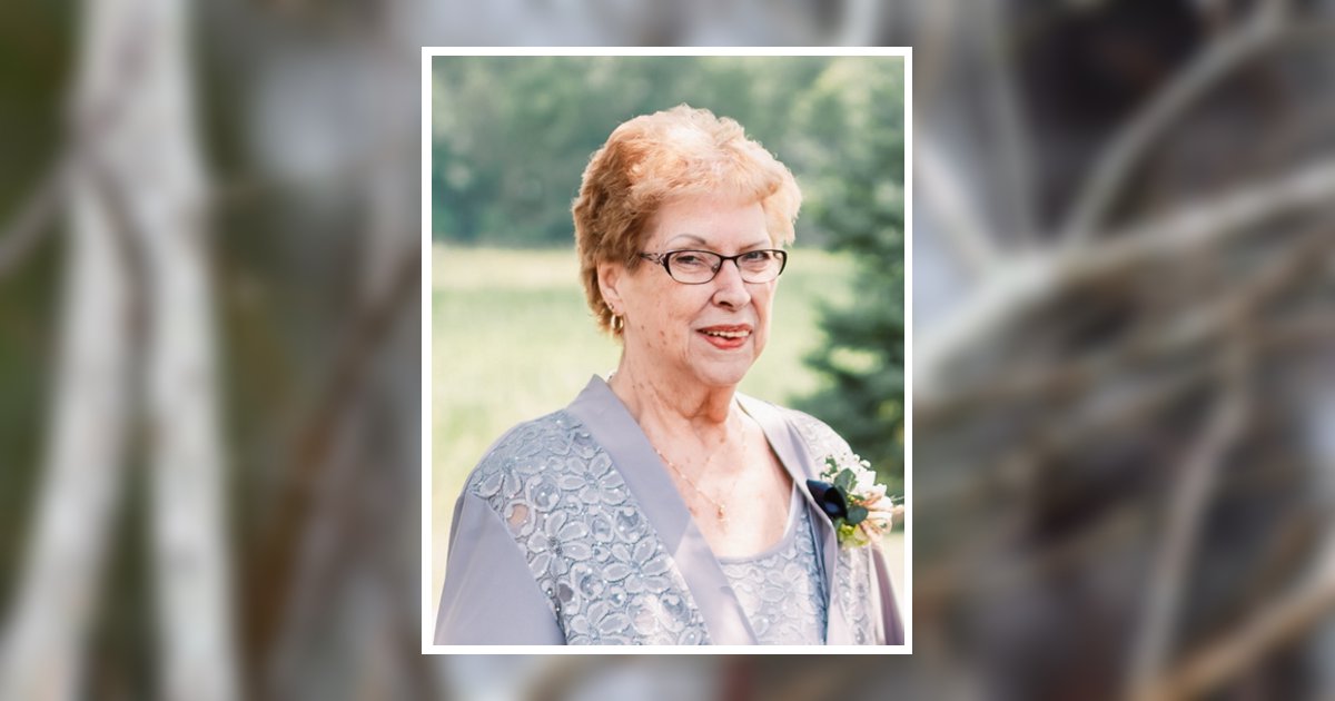 Joyce Bode Obituary December 21, 2024 - Johnson-Hagglund Ertl Funeral Home