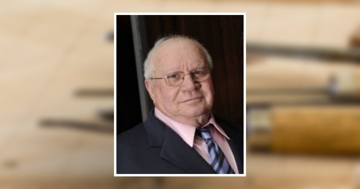 Frank Marcotrigiano Obituary January 24, 2025 - Moloney Family Funeral Homes, Inc.
