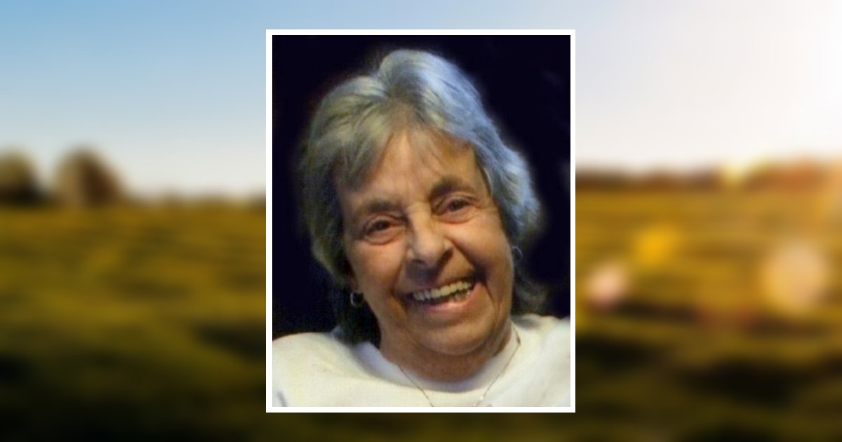 Ellen Fitton Obituary November 23, 2022 - Paradis-Givner Funeral Home