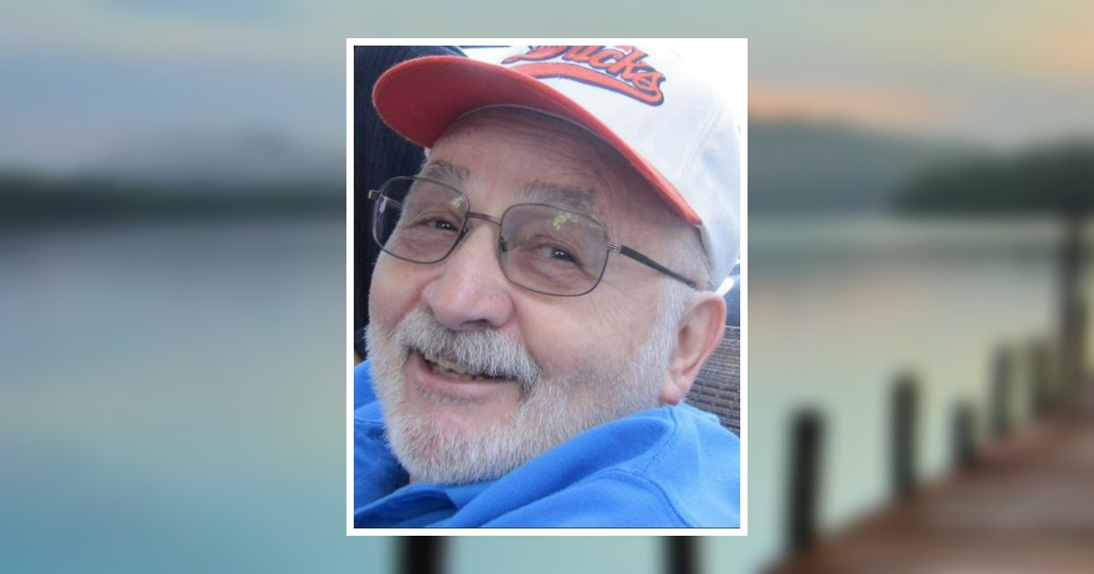 Robert J. Williams Obituary May 7, 2025 - Moloney Family Funeral Homes, Inc.