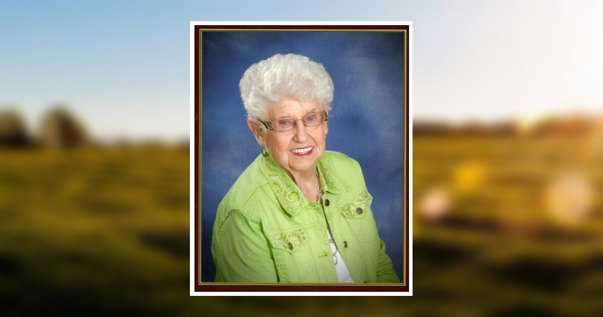Maxine Arthur Obituary 2020 - Edwards Funeral Home