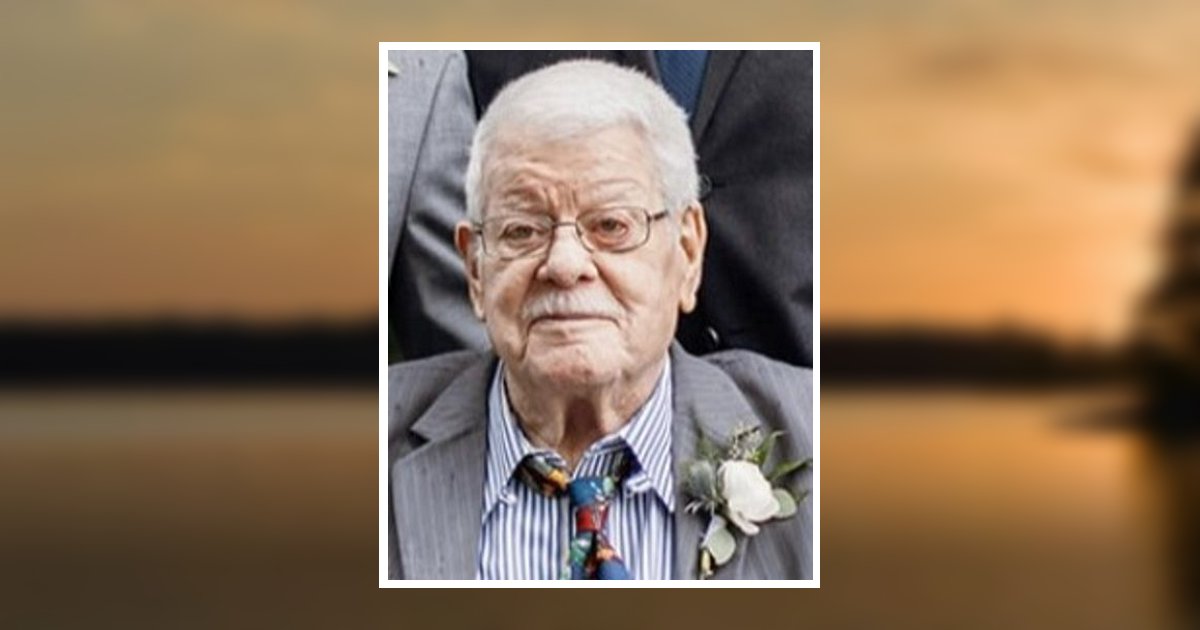 Robert "Bob" Daigneau Bulger Obituary November 27, 2023 - Worlein-Hoff Funeral Homes