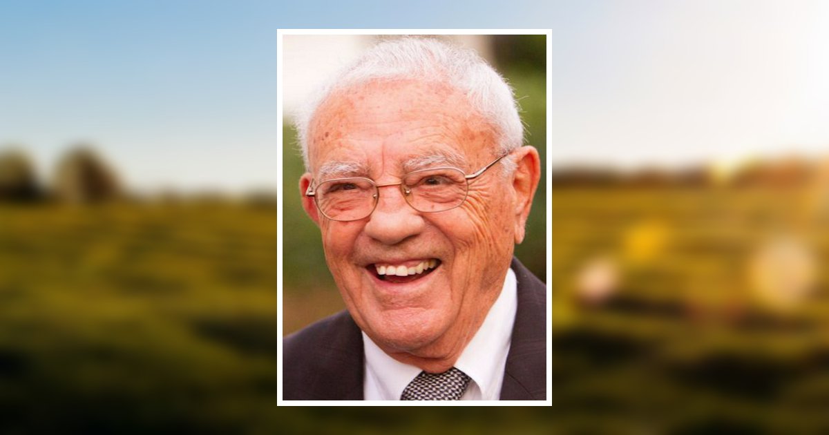 Rocco Amone Obituary October 22, 2022 - Moloney Family Funeral Homes, Inc.