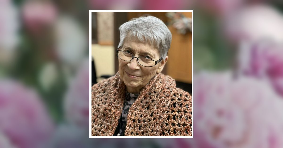 Betty Lou Solberg Obituary December 25, 2025 - Mahn Family Funeral and ...