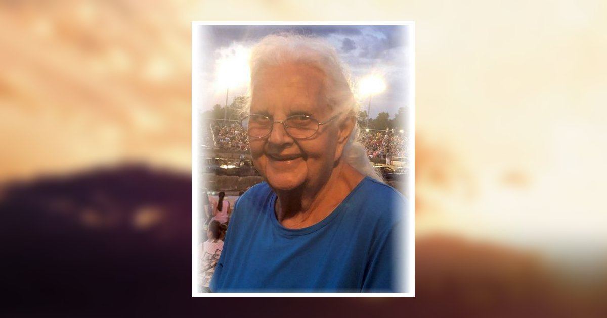 Helen M. Halcomb Obituary October 26, 2023 - Moore Family Funeral Homes