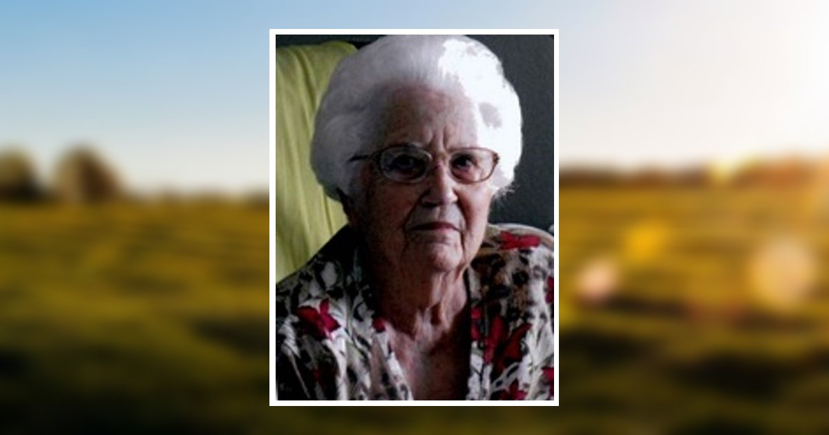 Maxine Smith Obituary 2014 - Schneider Funeral Home & Crematory