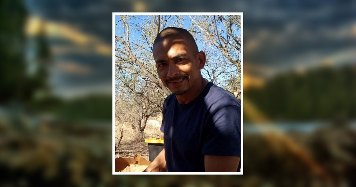 Raul Javier Carranza Obituary May 9, 2025 - Martinez Funeral Chapels