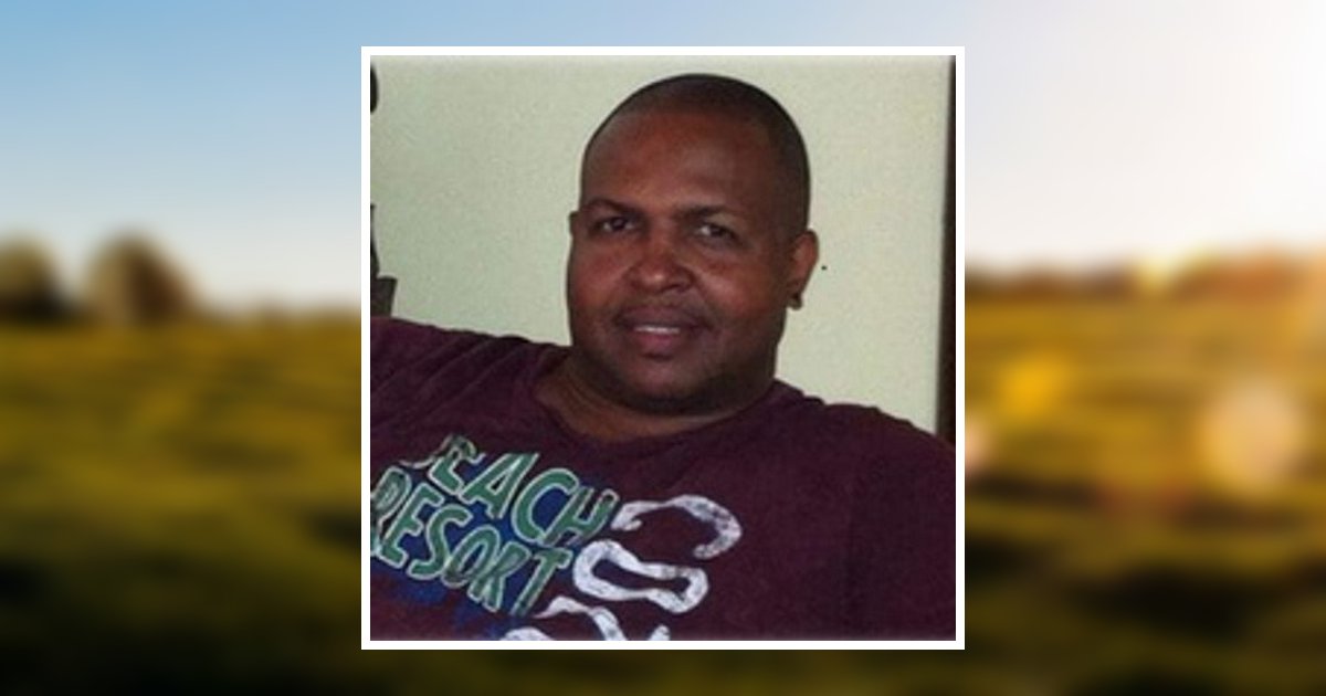 Travis LaShawn Smith Obituary April 15, 2018 - Wolfe-Bayview Funeral Home and Crematory