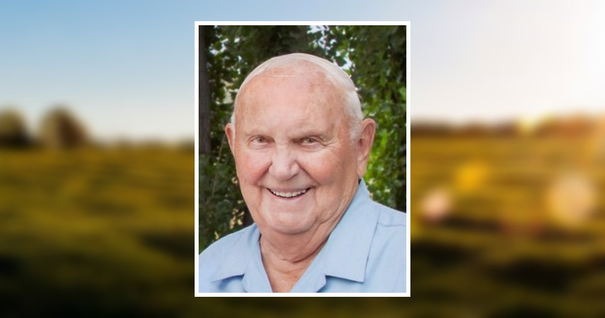 Daniel Burash Obituary May 16, 2017 - Farnsworth Mortuary Daniel Burash Obituary May 16, 2017 - Farnsworth Mortuary