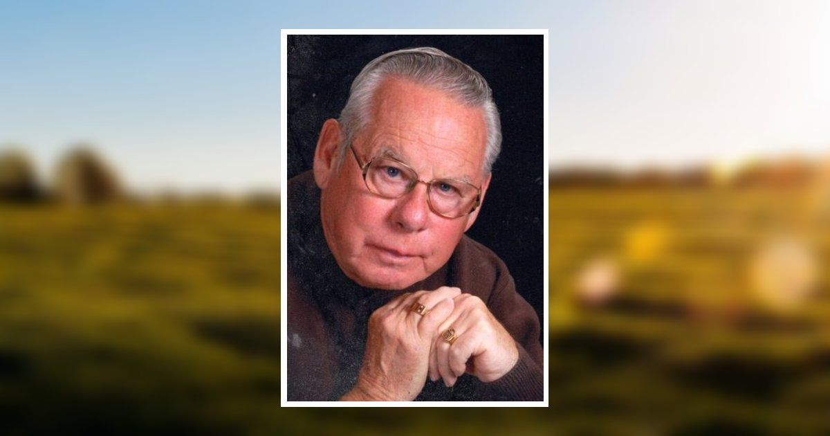 Lee Burgett Obituary December 7, 2021 - Richard A Henry Funeral Home