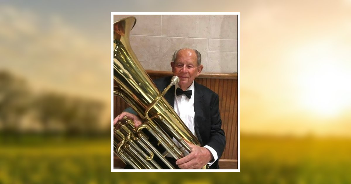 Thomas Anthony Ries Obituary February 11, 2025 - Wiederspahn-Radomsky Chapel of the Chimes