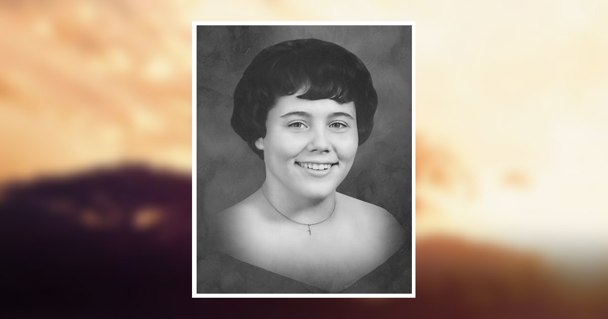 Glennis Lou (Riley) Bookstore Obituary April 11, 2025 - Robson Funeral Home