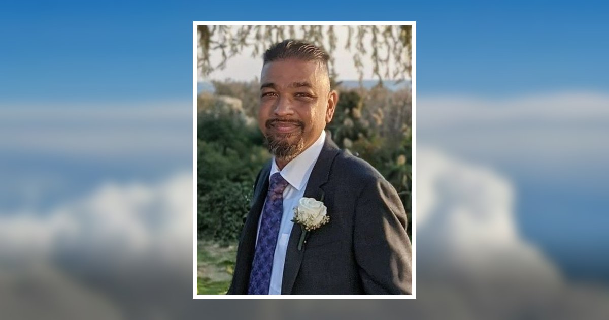 Ryan Mark Spence Obituary August 3, 2025 - Moloney Family Funeral Homes, Inc.