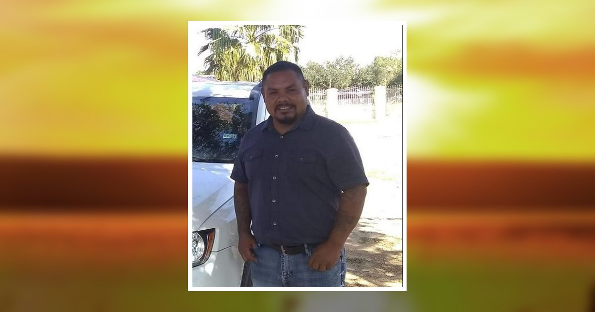 Roberto Carlos Robles Obituary April 20, 2023 - Legacy Chapels