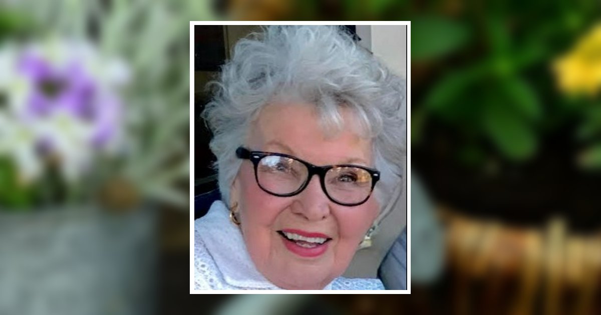 Helen L. Hitt Obituary June 7, 2025 - Smith Family Funeral Home