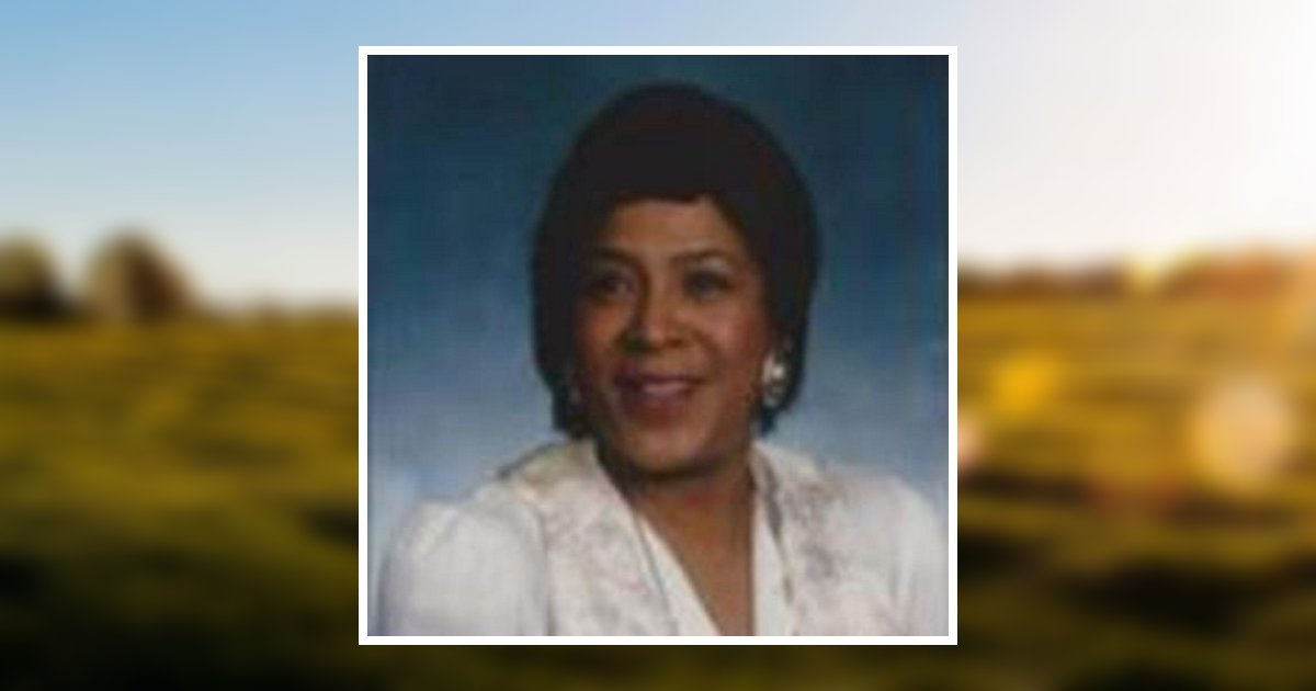 Iris Lynn Smith Obituary September 18, 2015 - Lavenia & Summers Home ...