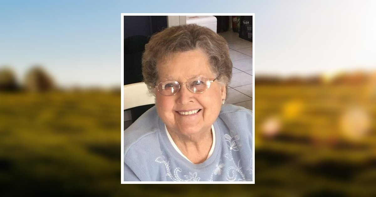 Joan Bischoff Obituary October 9, 2020 - Middendorf-Bullock Funeral Homes